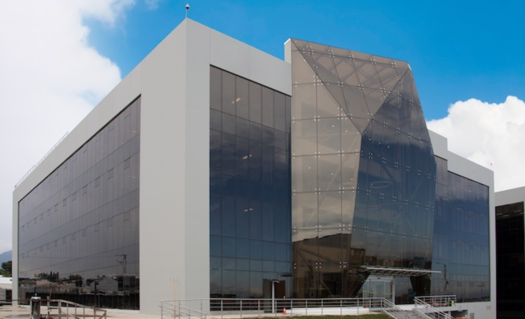 AFZ inaugura uno de los edificios más modernos y sostenibles del país ...